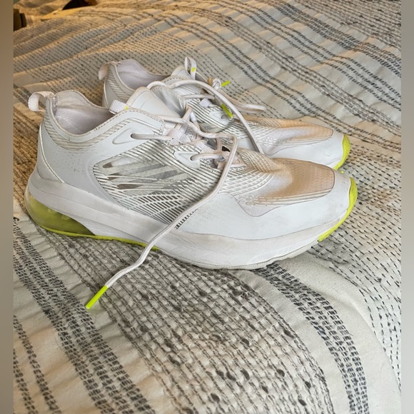 Fabletics | Shoes | Fabletics Air Performance Sneaker | Poshmark